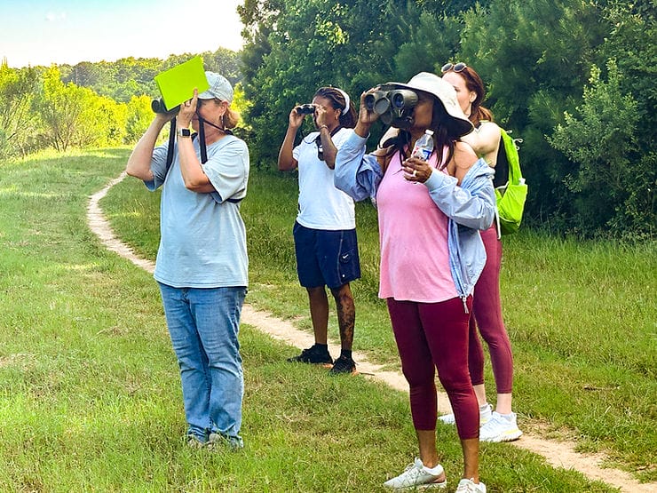 136 Memorable Friend Date Ideas