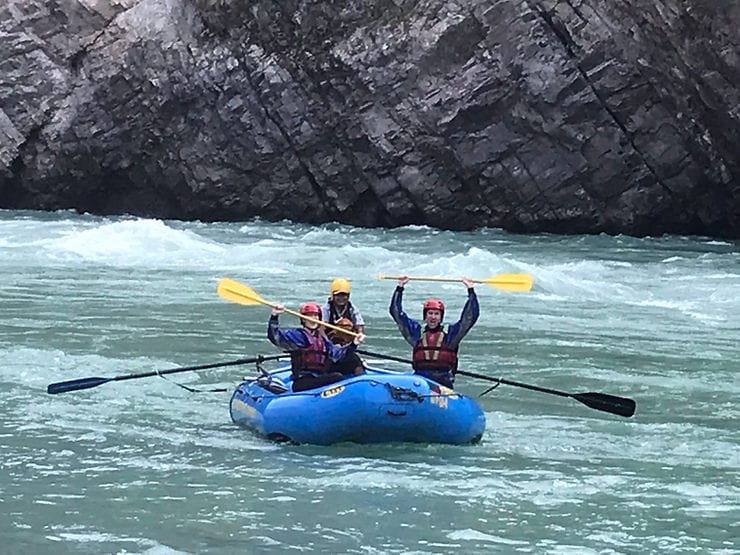 136 Memorable Friend Date Ideas